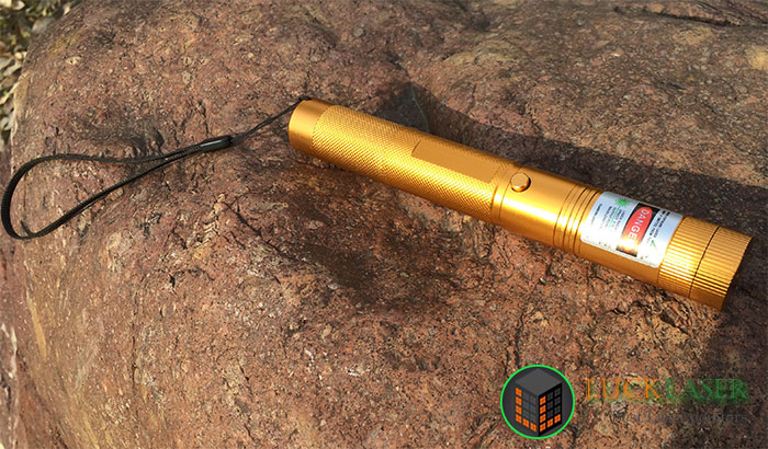 Most Popular 200mw green laser pointer golden style with Safety key ...