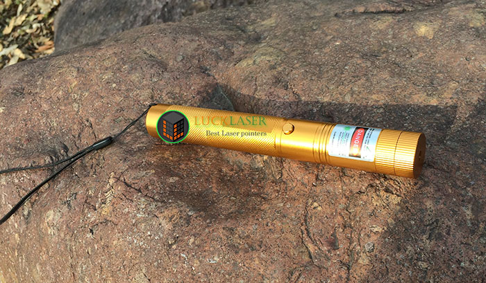 Most Popular 200mw green laser pointer golden style with Safety key ...