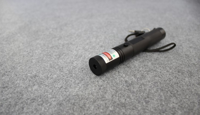 Most Popular 200mw green laser pointer golden style with Safety key ...