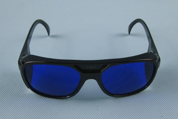 600NM-700NM laser safety glasses / laser goggle - $32.00,laser pointer ...