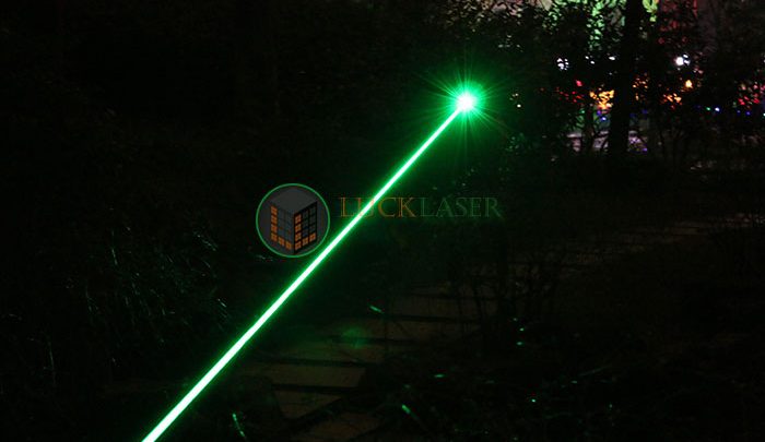 520nm 1W Laser Pointer Video World Most Strong Laser Beam – Laser News ...